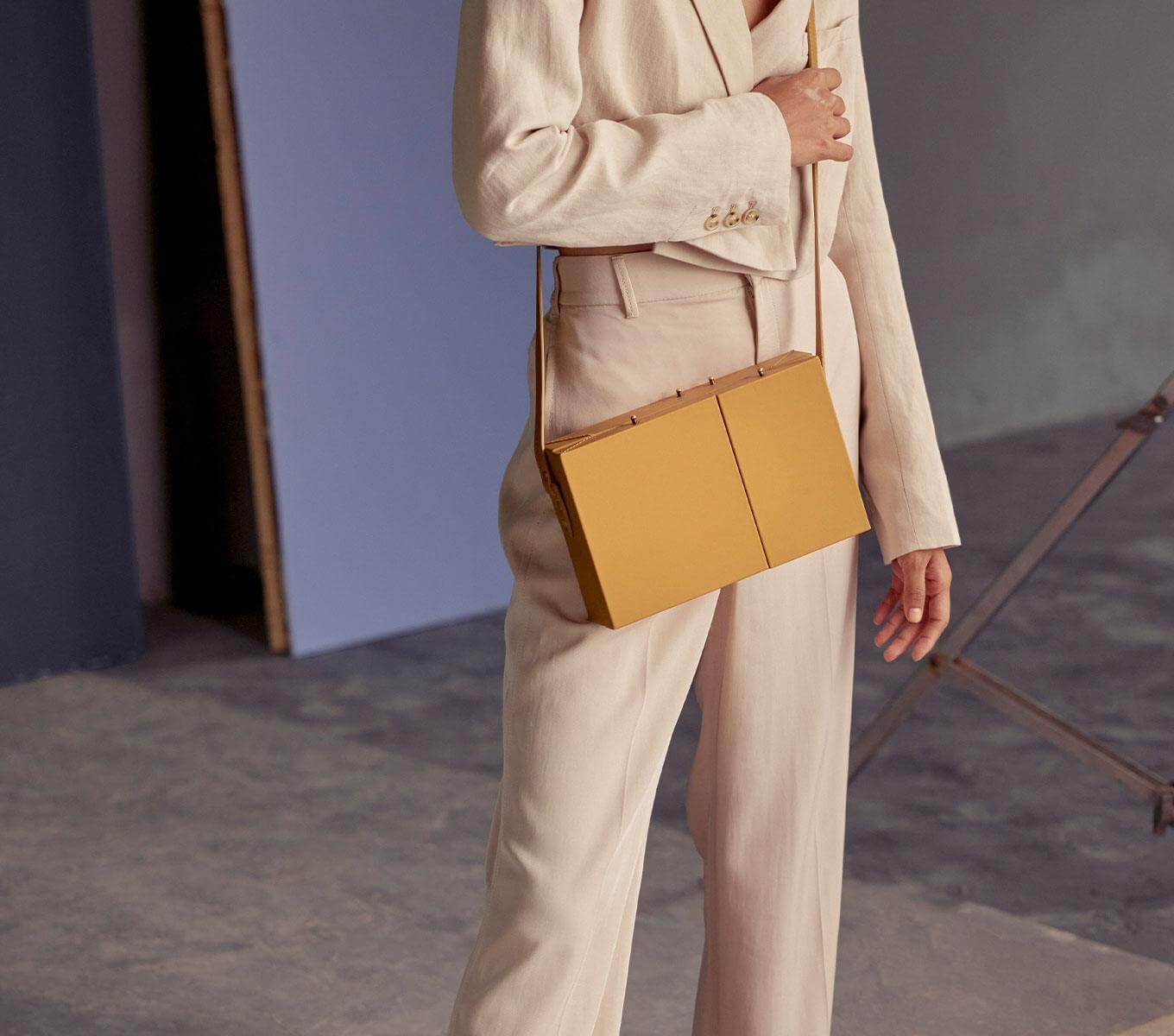 Buy Radio Bag 01 | Box Bag Trend Online in UAE – NAPPA DORI